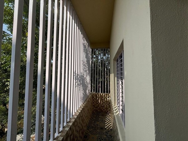 2-bedroom Townhome In Delightful Kalaburagi With Wifi, Ac - Kalaburagi