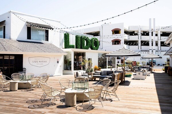 Newly Listed! Clean & Affordable Downstairs Unit 1 House From The Sand! - Newport Beach, CA