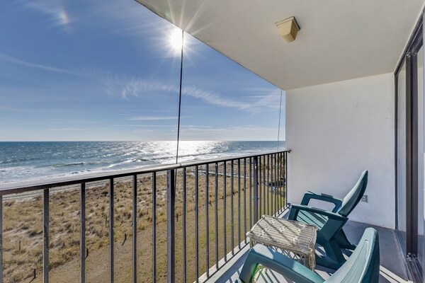 New! 0402 Modern Greece (1-bedroom Condo) With Pool - Kure Beach, NC