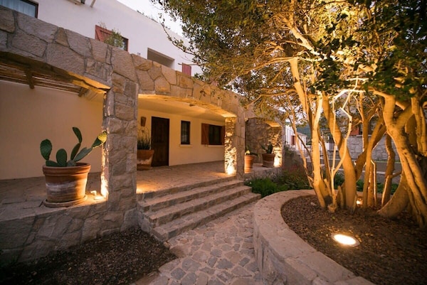 Hom | Cómoda Casa En Cachagua, Hot Tub Y Parrilla 6pax - Zapallar