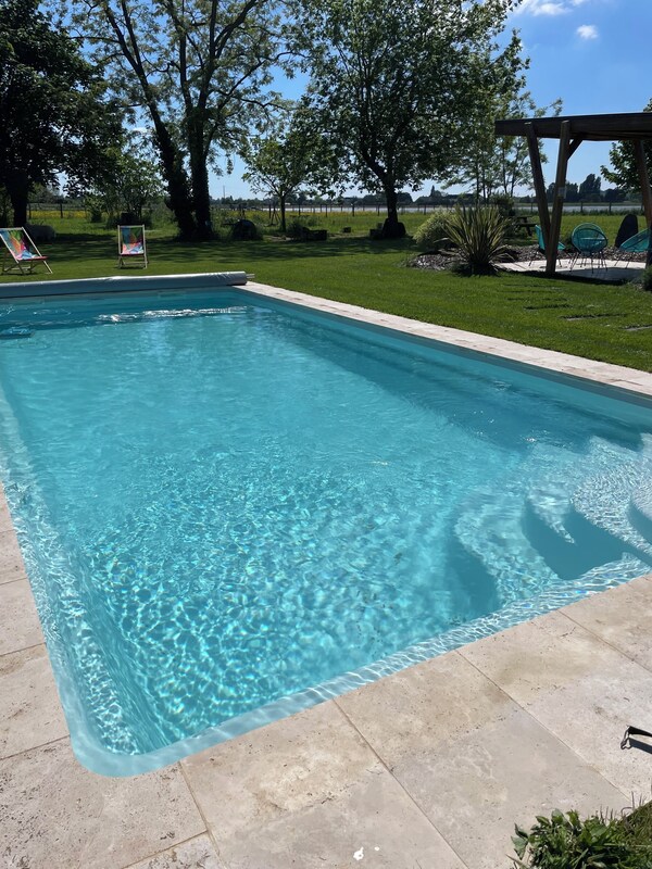 Gîte Au Gré De La Loire : Piscine Et Spa - Bauné