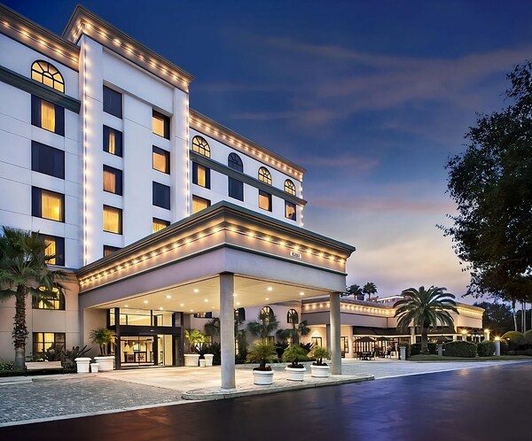 Perfect Location & Comfortable Stay  Near Theme Parks - Lake Buena Vista, FL