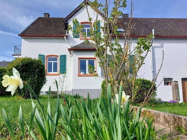 Haus Hedwig - 7-bed Vacation Home Hedwig - Blankenheim