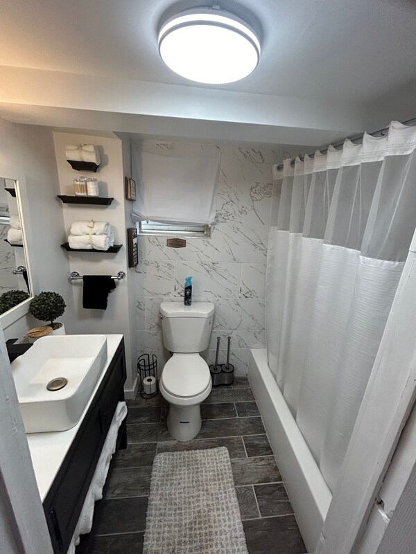 An Ideal Peaceful Getaway- 3-bedroom Apartment In Charming East Orange With Wifi - Aéroport de New-York Newark-Liberty (EWR)