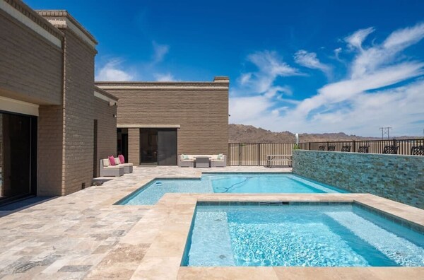 Eagles Lair, Poolside Luxury! - Buckskin Mountain State Park, Parker