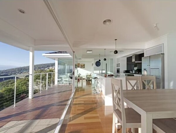 Lipscombe Escape Panoramic Views Luxury And Space - Hobart
