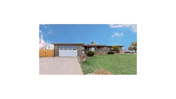 7br 4ba Hottub 4 Kings 2 Kitchens Walkable Sleeps 16+ - Arvada, CO