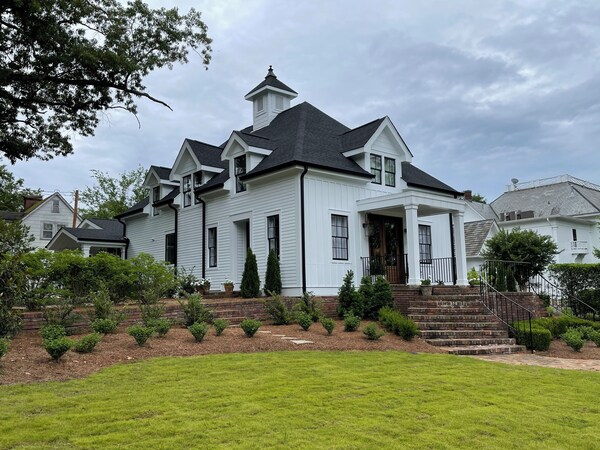 The Carriage House Of Corinth! Remodeled Home With Loads Of Charm! - Corinth, MS
