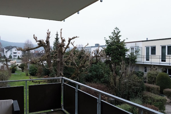 Taros Home -Der Wohlfühl Oase Mit Balkon, Coffee, 3 Betten Und Homeoffice Platz - Herrenberg