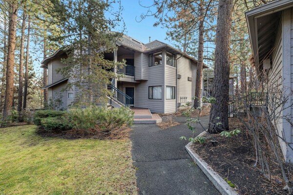 Rr601b-1 Bedroom Mt Bachelor Condo-hot Tub - Bend, OR