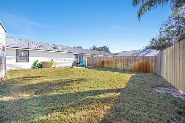 2br Retreat Close To Beach With Private Backyard - St. Augustine Beach