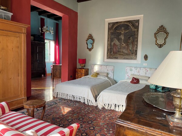 Palazzo Del Capitano Cozy Home With Pool And Garden Within Ancient Walls - Portogruaro