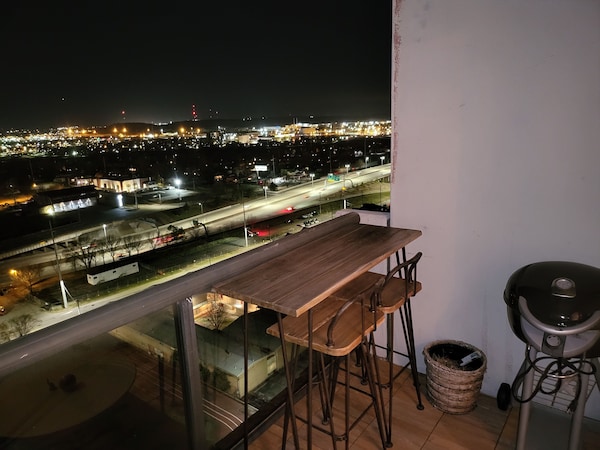 Downtown Penthouse River View - Tulsa, OK