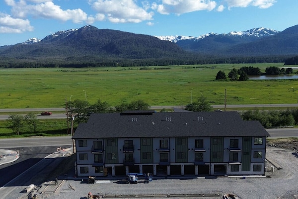 Gateway To Alaska Wonders A308 - Juneau, AK