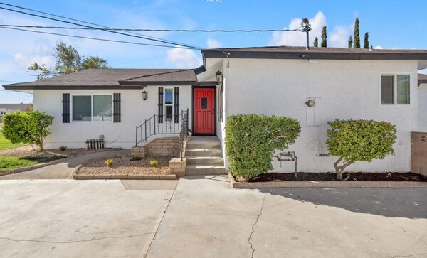 Luxury - Poppy Fields, Antelope Valley, Aerospace And Lancaster 3 Bedroom 2 Bath - Lancaster, CA