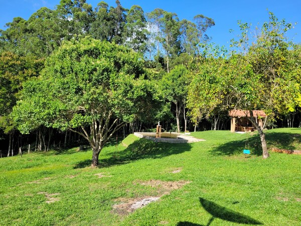 Country House In Extrema With Natural Water Pool, We Accept Pets - Extrema
