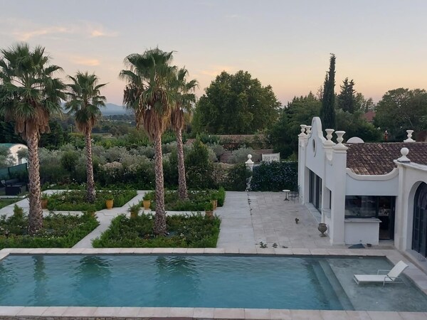 Villa.luxe.8 Chambres Piscine Vue Palmeraie - Venelles