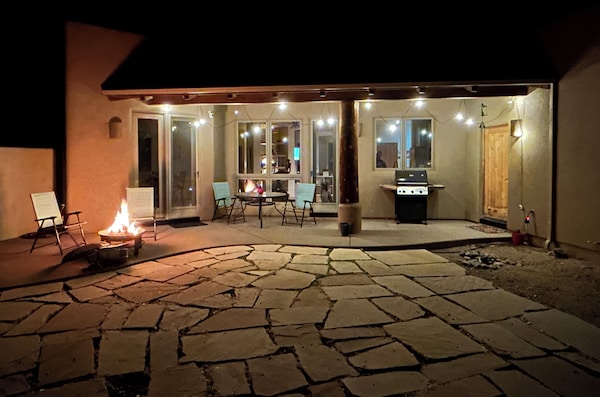Quiet Retreat W/ Jacuzzi Tub And Fire Pit In Beautiful Prescott! - Prescott, AZ