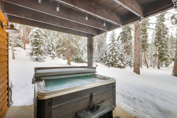 Hot Tub + Deck: Secluded Black Hills Retreat! - South Dakota