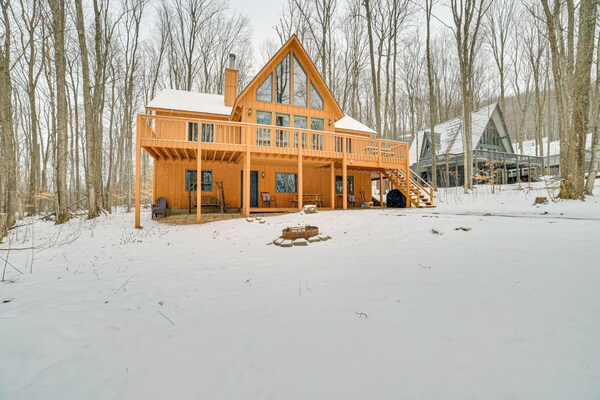 < 1 Mi To Nubs Nob Ski: Cabin W/ Sauna & Deck! - Petoskey, MI