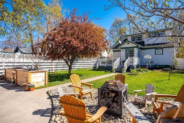 Spacious Home Downtown Kalispell - Kalispell, MT