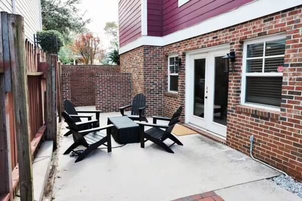 Heart Of Cola | 3br & Gamecock Game Room - Columbia, SC