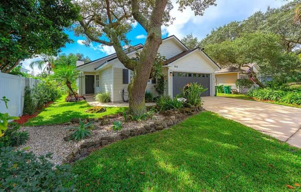 Pool & Playground Escape | Good Morning Rentals - Jacksonville Beach, FL