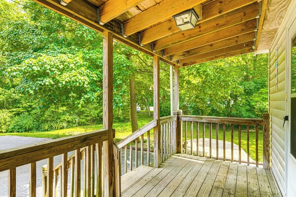 2 Mi To Dtwn: Spacious Apartment In Joliet - Chicagoland Speedway