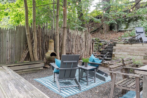 Chic Farmhouse Woodstock Saugerties Skiing Hits Hiking - Catskill, NY