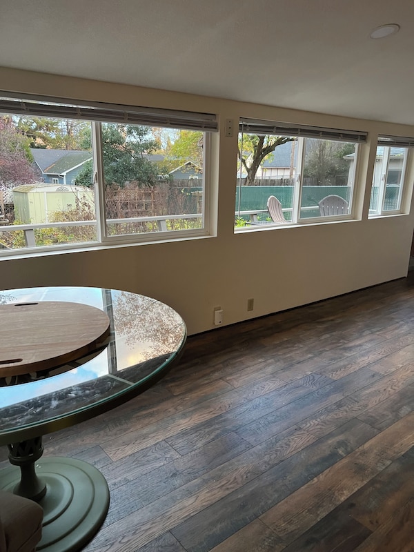 The Garden Hideaway! East Medford, Close To Hospital, Shopping And Restaurants. - Medford, OR