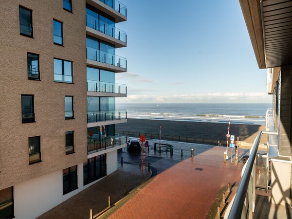 Blue Sand I With Lateral Sea View By Interhome - Blankenberge