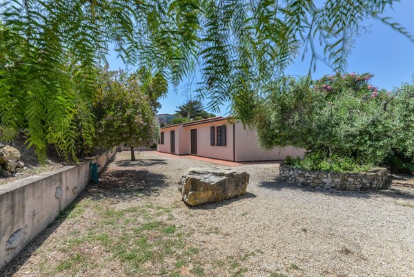 Villa Del Sole 2 Overlooks The Stella Gulf With Breathtaking Sunsets. - Capoliveri