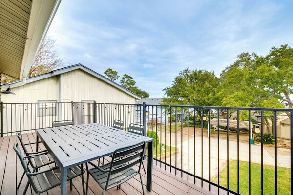 Lake Conroe Getaway: 8 Mi To Margaritaville! - Conroe, TX