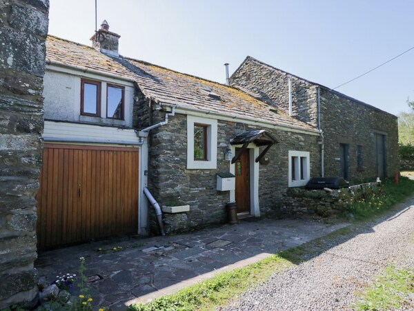Tethera Cottage, Family Friendly, With Open Fire In Bampton, Cumbria - Penrith