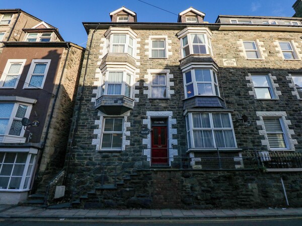 Rose Hill, Pet Friendly, Country Holiday Cottage In Barmouth - Barmouth