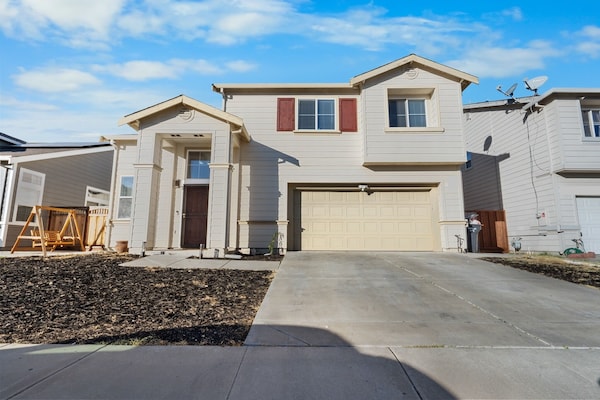 4br Getaway In Tracy, 2 Min To Hwy, 20% Off Monthly - Tracy, CA