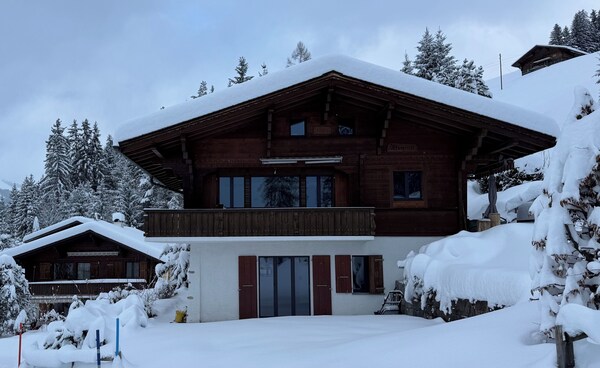 Top-renovated, Very Nice Vacation Apartment On The Rinderberg In Zweisimmen - Zweisimmen