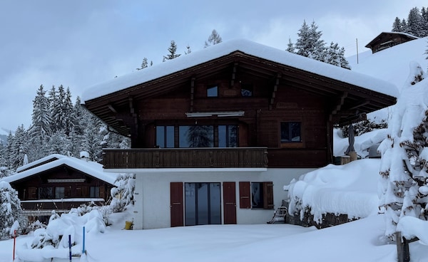 Top-renovated, Very Nice Vacation Apartment On The Rinderberg In Zweisimmen - Zweisimmen