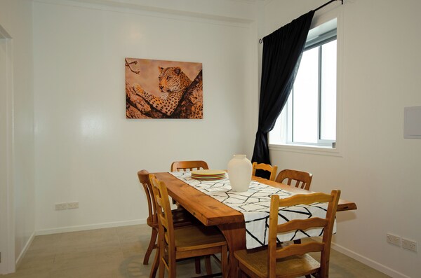 Luxury Kawerau Apartment With Garage - Jellicoe Court - Kawerau
