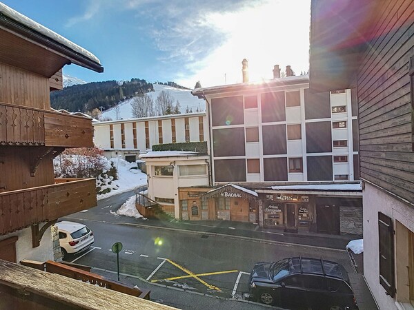 Cozy Apartment In La Clusaz With Balcony, 4 Pers, Wi-fi Included - La Clusaz