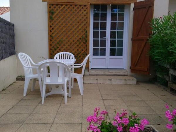 Maison 2 Chambres à 900m De La Plage, Terrasse & Bbq - Notre-Dame-de-Monts