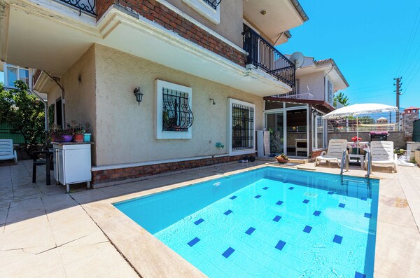 3 Bedroom Villa With Private Pool Walking Distance To Calis Beac\n - Çalış Beach