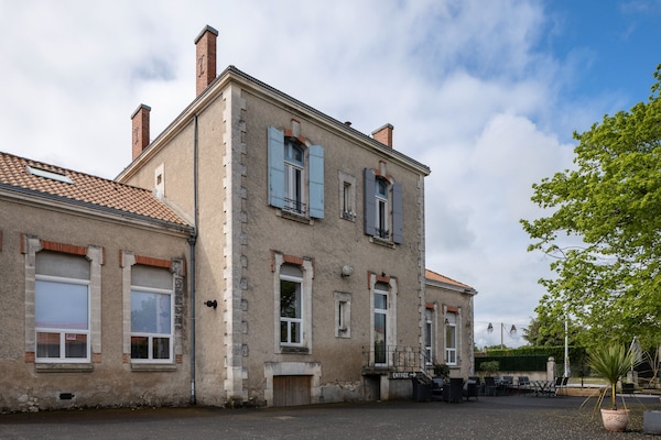 Gîte De L'école Des Gourmands Confort, Restaurant Sur Place & Charme En Dordogne - Dordogne
