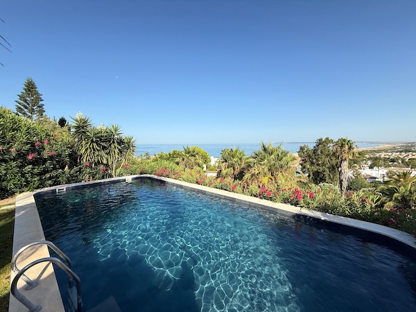 Villa Recientemente Reformada Con Vistas A La Costa De Atlanterra, Para 8 Pax. - Zahara de los Atunes