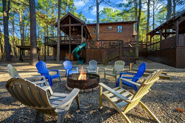 Time Well Spent - 3br W/ Loft Near Lake Entrance - Broken Bow, OK