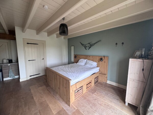 Guest Room On Farm In Rural Setting - Hoorn