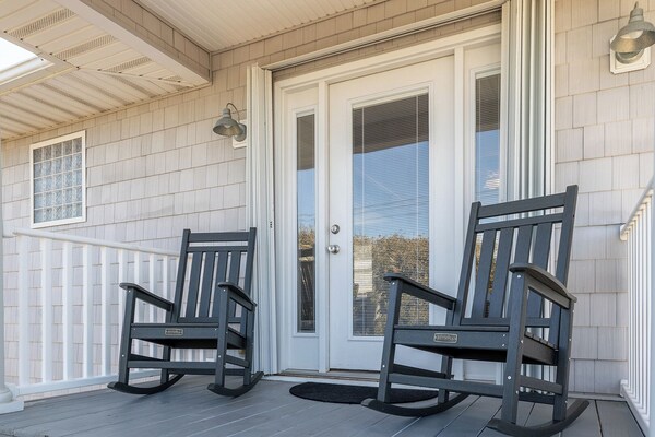 Prescription Pad - Oceanview Home, 3 Bedrooms, 3 Baths - Emerald Isle, NC