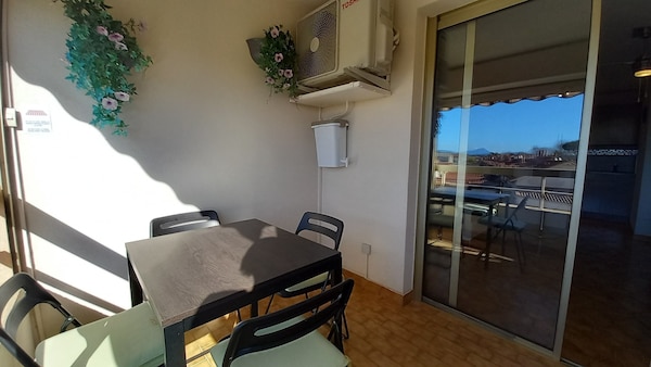 T2 Cabine 40 M² 5 Personnes Climatisé, Wifi, Netflix, 400m Plage, Parking - La Londe-les-Maures