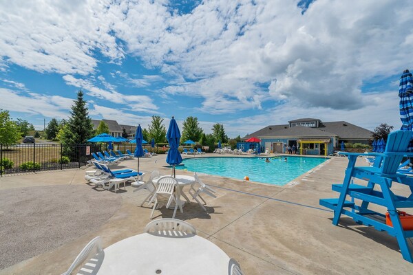 The Jack Pine - 50 Hollow - Sand Banks, ON