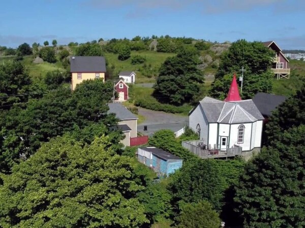Unique Stay! Converted Church In Idyllic Location - St. John's